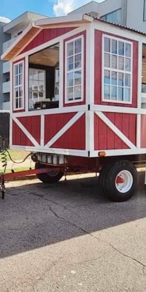 Nashville: Guided Hayride Tractor Ride and Sightseeing Tour | GetYourGuide