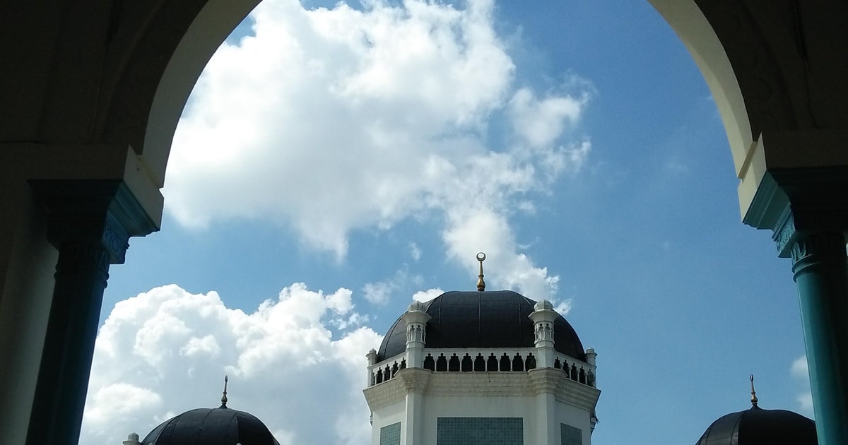 Medan-Lake Toba Tour | GetYourGuide