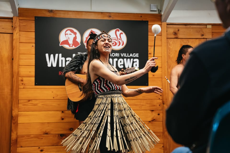 Rotorua: Māori Cultural Performance with Dancing | GetYourGuide