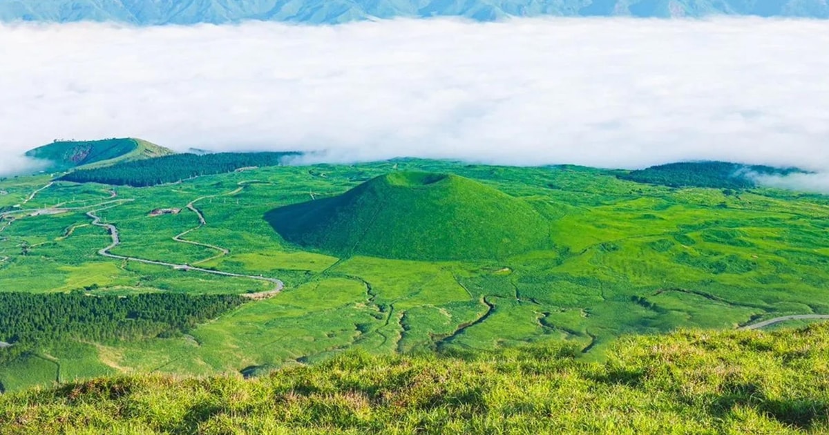 Kyushu:Mount Aso Vulkan und Kurokawa Onsen Eintägige Tour | GetYourGuide