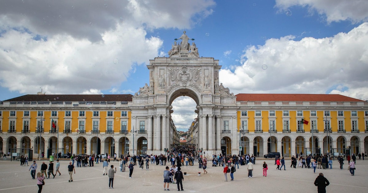Lisbon: Must see the best place in lisbon city | GetYourGuide