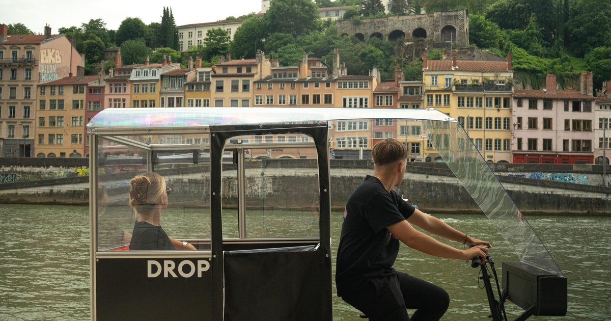 Paris: Cargo bike tour in the heart of the city with DROP | GetYourGuide