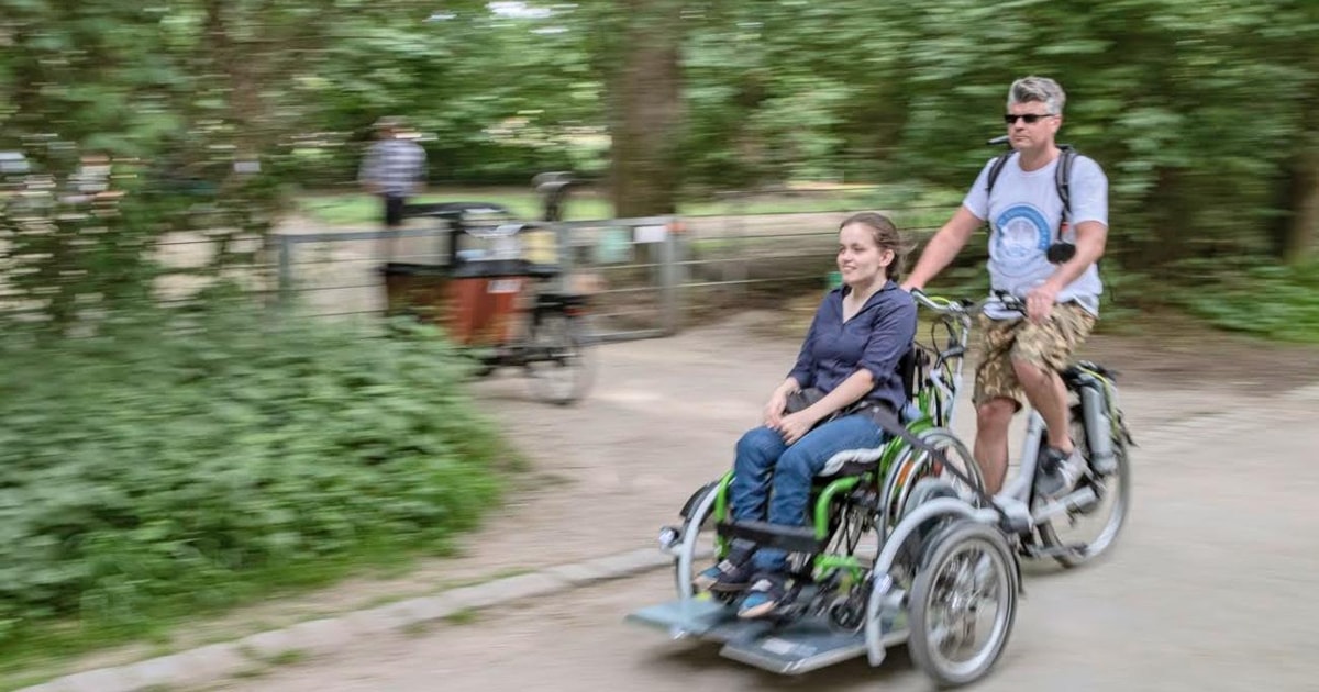 Munich: Wheelchair Rickshaw Tour through the English Garden | GetYourGuide