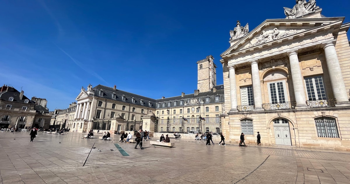 Dijon : visite guidée de 2 heures avec un habitant | GetYourGuide