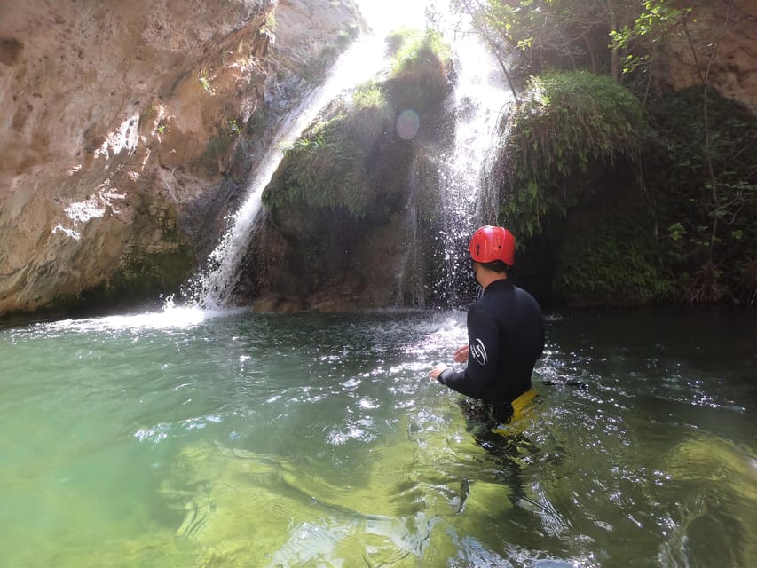 Valencia: Canyoning Avonturentocht van een halve dag | GetYourGuide