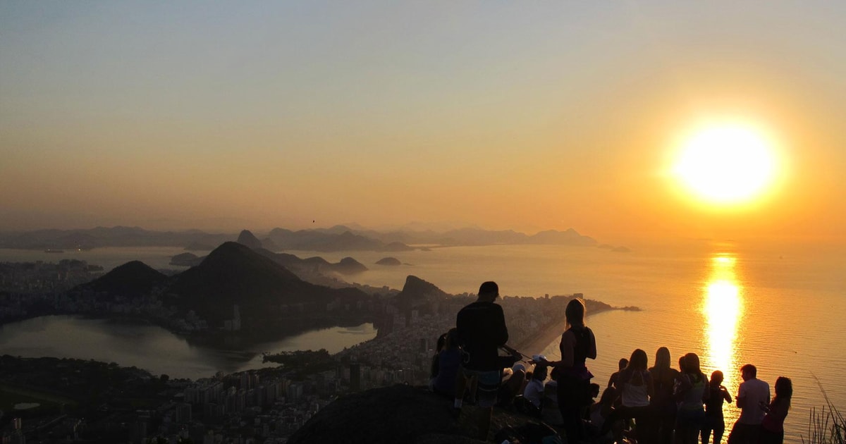 Wschód słońca w Morro Dois Irmãos + doświadczenie w faweli Vidigal ...