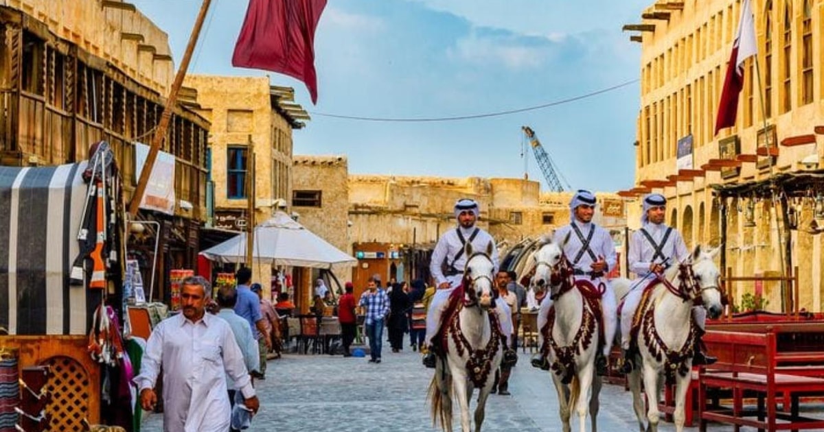 Doha, Qatar Hamad flygplats: 4-timmars stadsvandring under ...