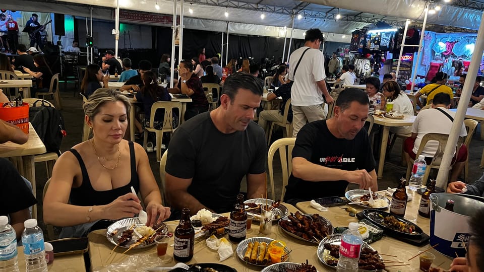 Makati Street Food Experience mit lokalem Guide | GetYourGuide