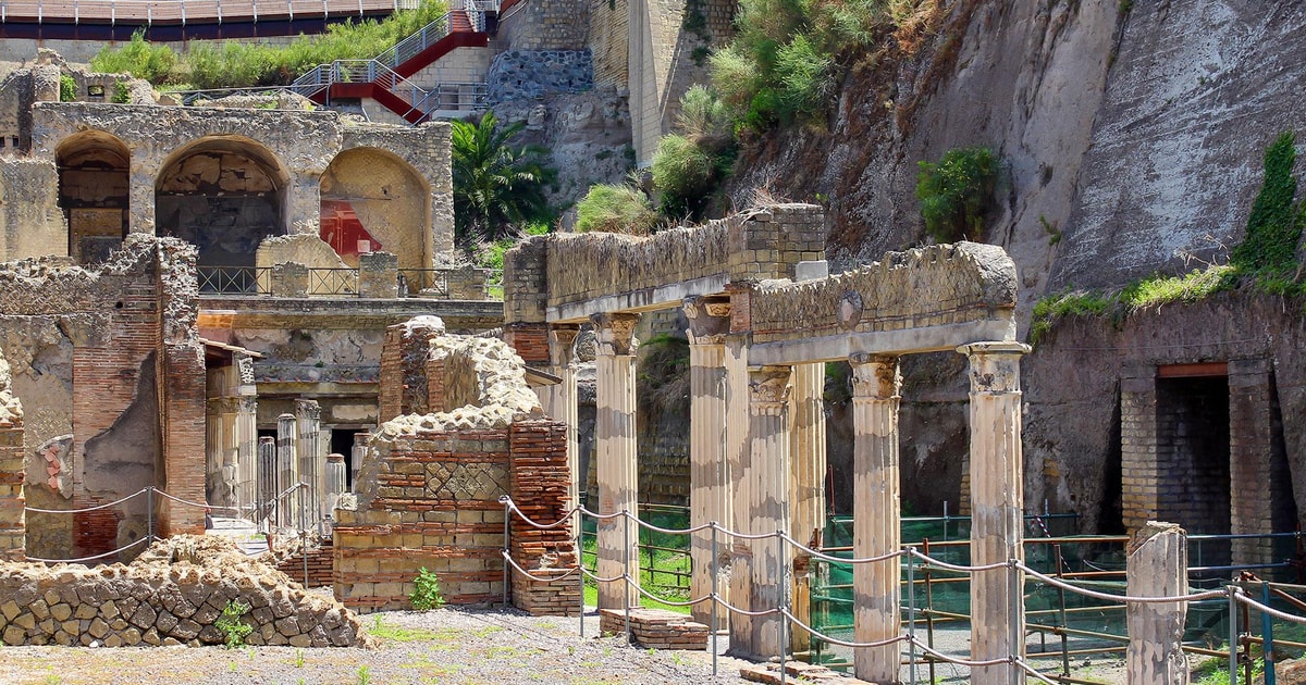 Explora Herculano: visita guiada por las ruinas romanas | GetYourGuide