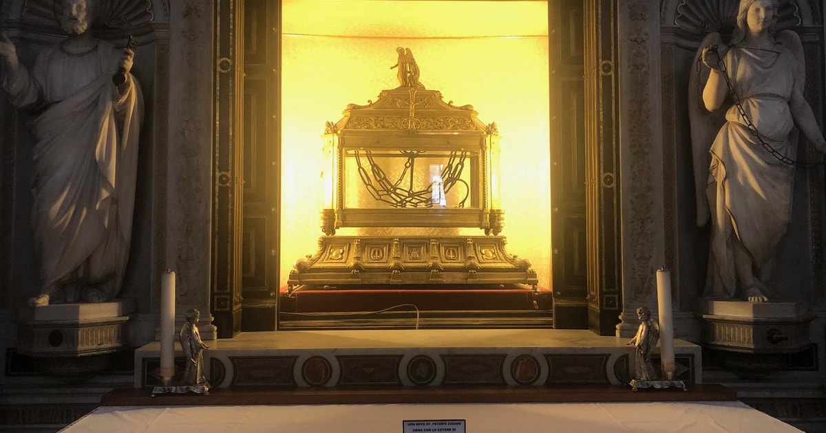 Crucis Saints Peter & Paul Pilgrim Tour Rome | GetYourGuide
