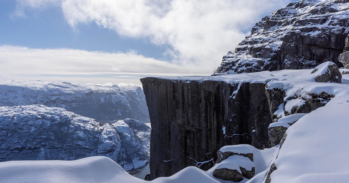 Stavanger: Preikestolen Winter Hike | GetYourGuide