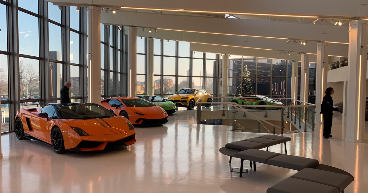 Ferrari Museum, Lamborghini Pagani Musea & Fabriek+Lunch | GetYourGuide