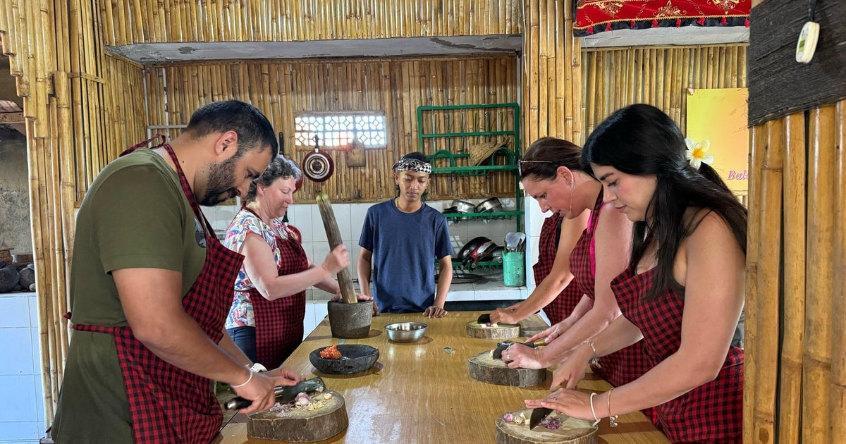 Ubud: Balinese Cooking Class with Traditional Dishes | GetYourGuide