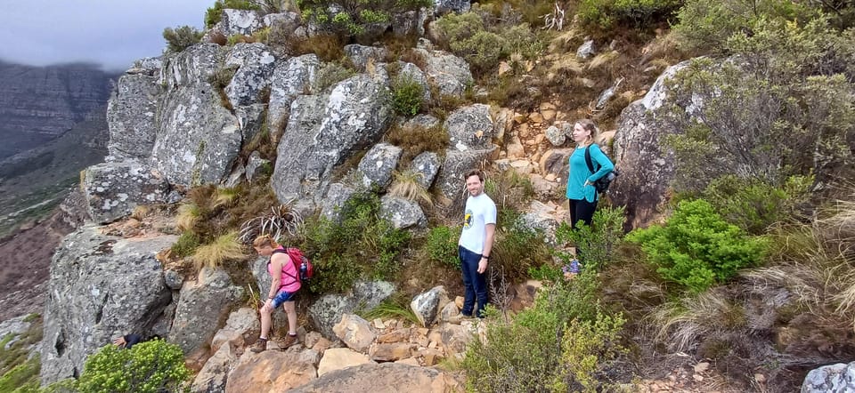 India Venster: Hiking with a Registered Mountain Guide | GetYourGuide