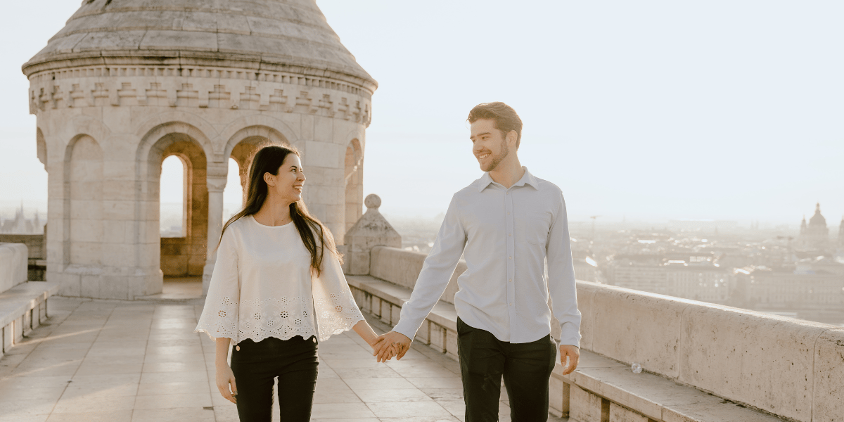 Budapest: romantic photoshoot at Buda's iconic sightseeings | GetYourGuide