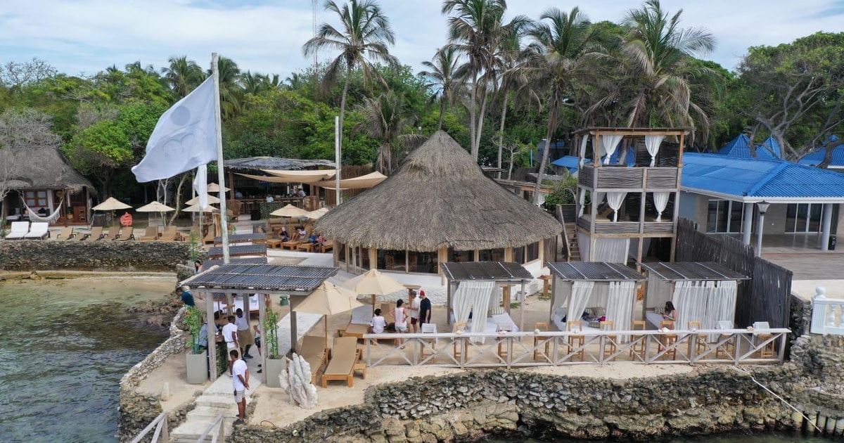 Dia completo en Club de Playa Exclusivo MANGATA- Cartagena | GetYourGuide