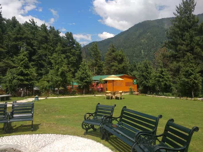Srinagar: Private Old City and Mughal Gardens Guided Tour | GetYourGuide