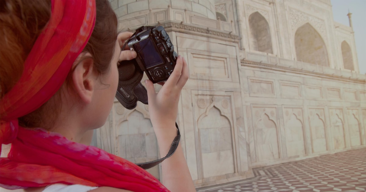 Z Dillí: Taj Mahal Sunrise a Agra Fort Soukromý celodenní výlet ...