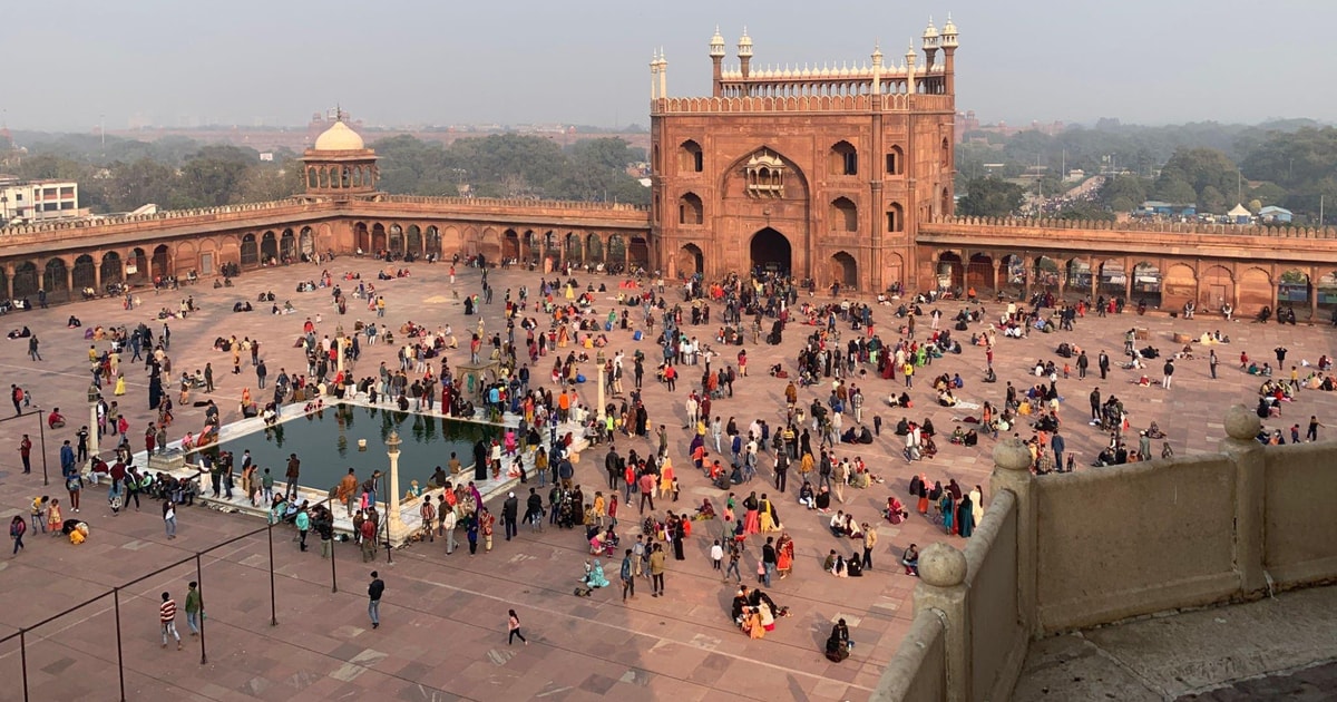 Z lotniska w Delhi: Wycieczka z przewodnikiem po Starych i Nowych Delhi ...