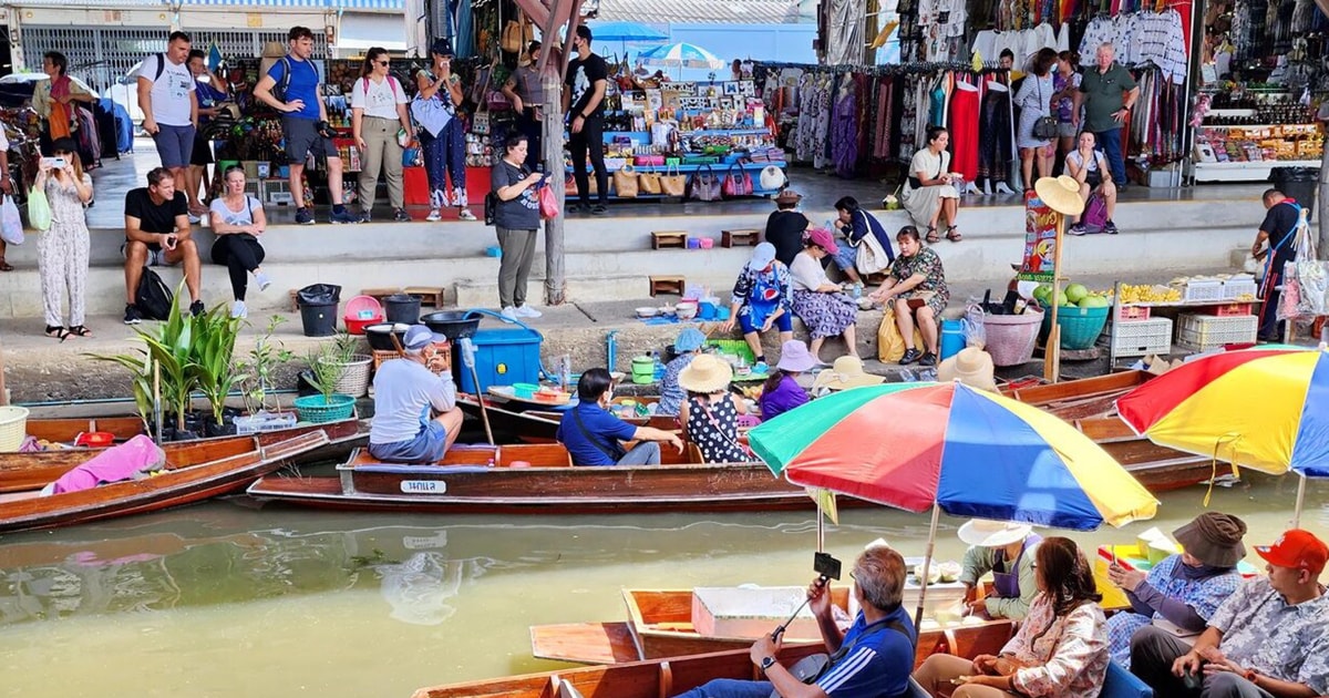Bangkok: Maeklong Train Market and Floating Market Tour | GetYourGuide