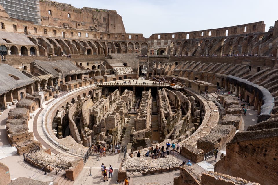 Roma: Visita del Coliseo con guía local y ticket de entrada | GetYourGuide