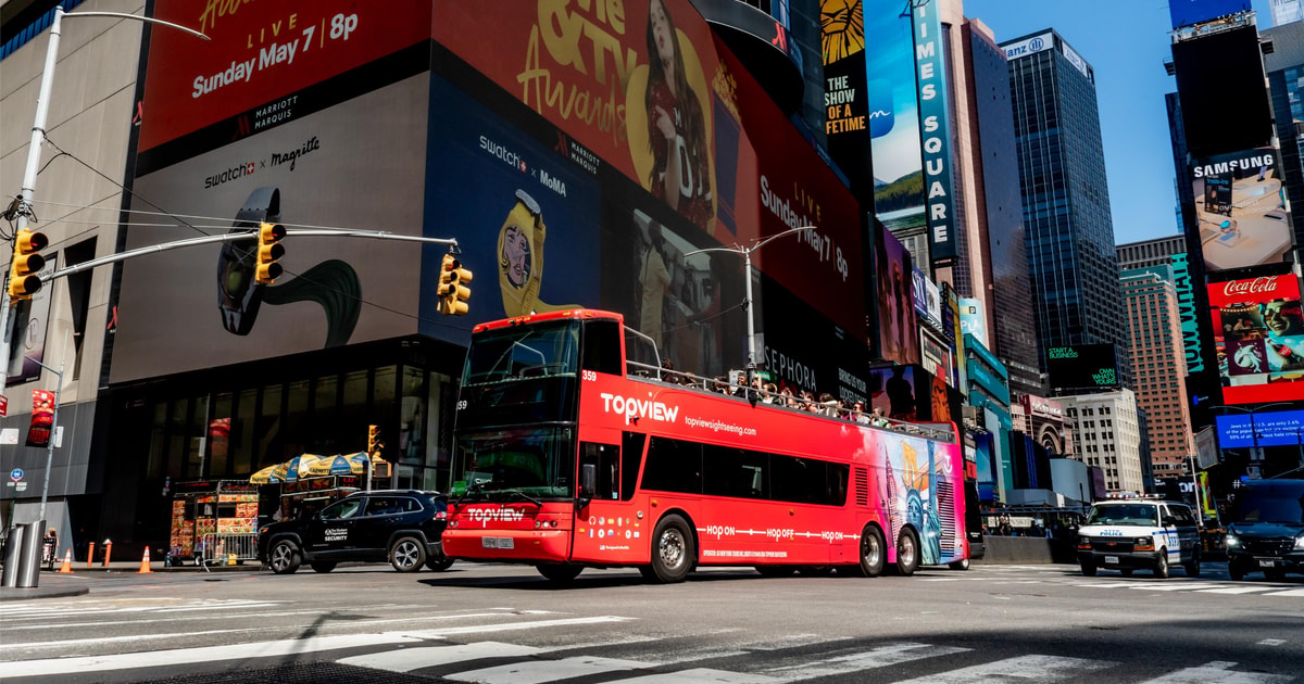 New York City: hop-on-hop-off-bustour van 24 of 48 uur | GetYourGuide