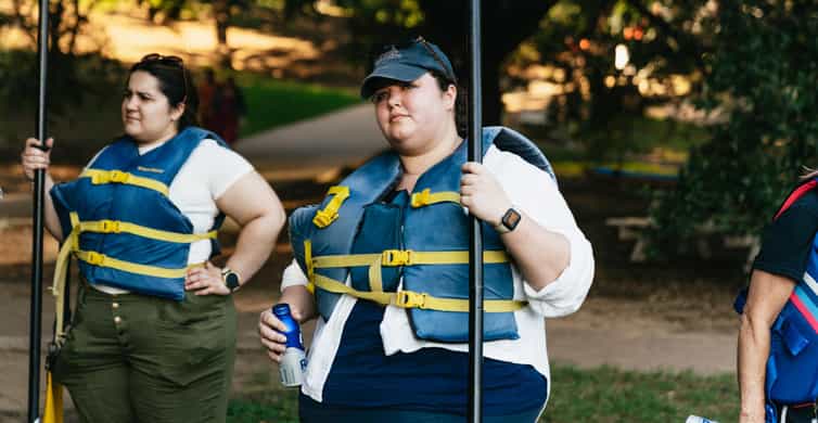 Austin: Sunset Bat Watching Kayak Tour | GetYourGuide