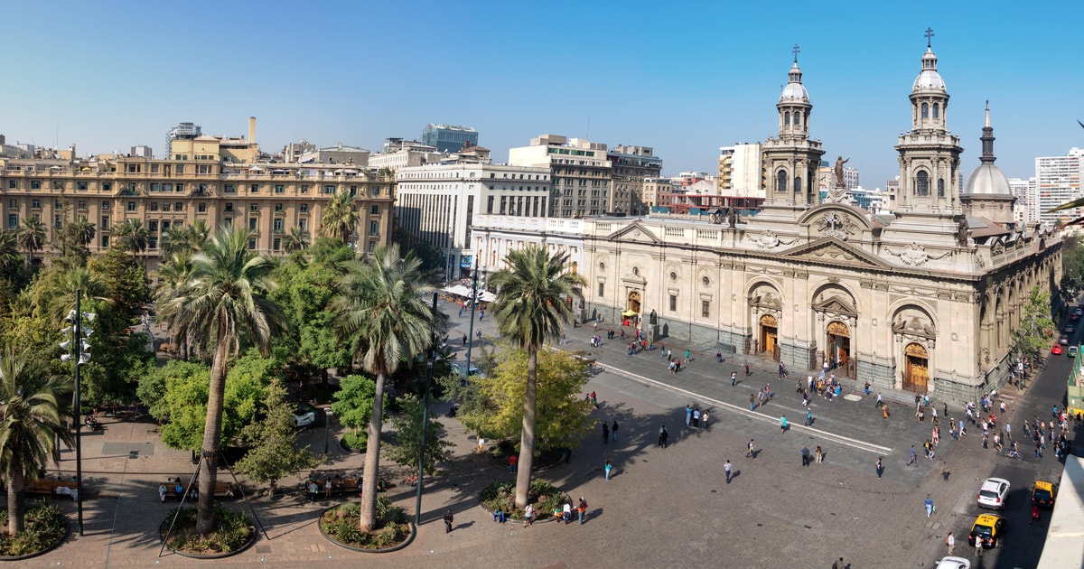 Lima: tour della città, pranzo tipico e museo Larco inclusi | GetYourGuide