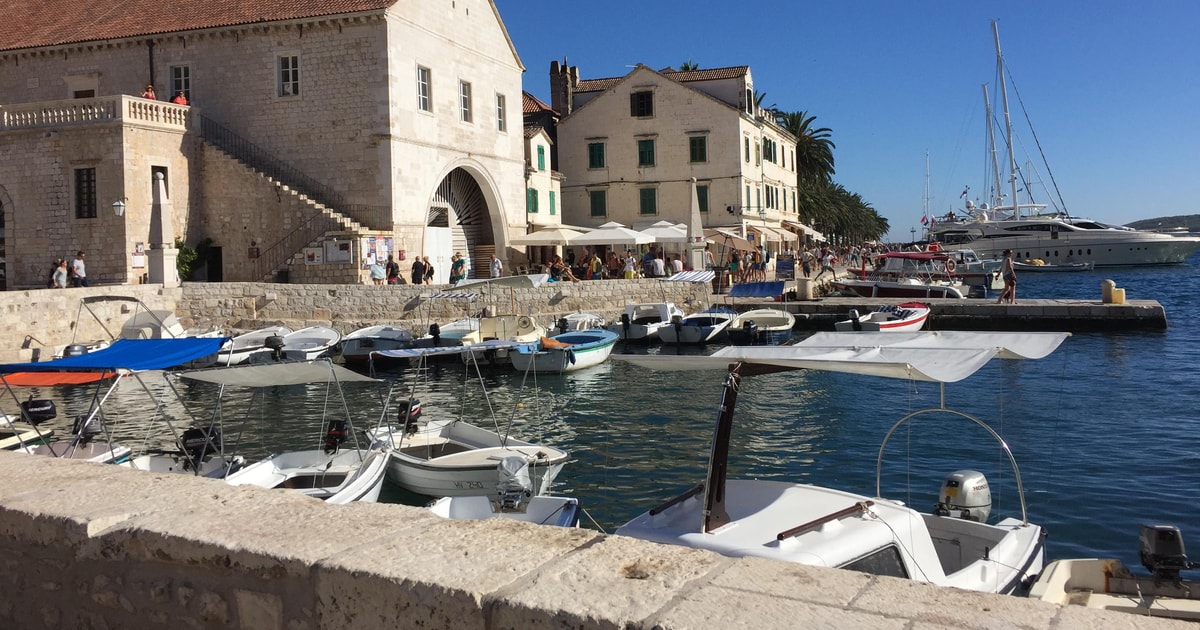 Zeitloses Hvar: Rundgang durch die Altstadt mit ortskundigem Guide ...