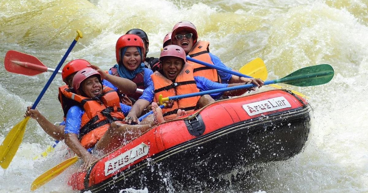 San Gil Fonce River Rafting: Adventure and Nature on Board | GetYourGuide