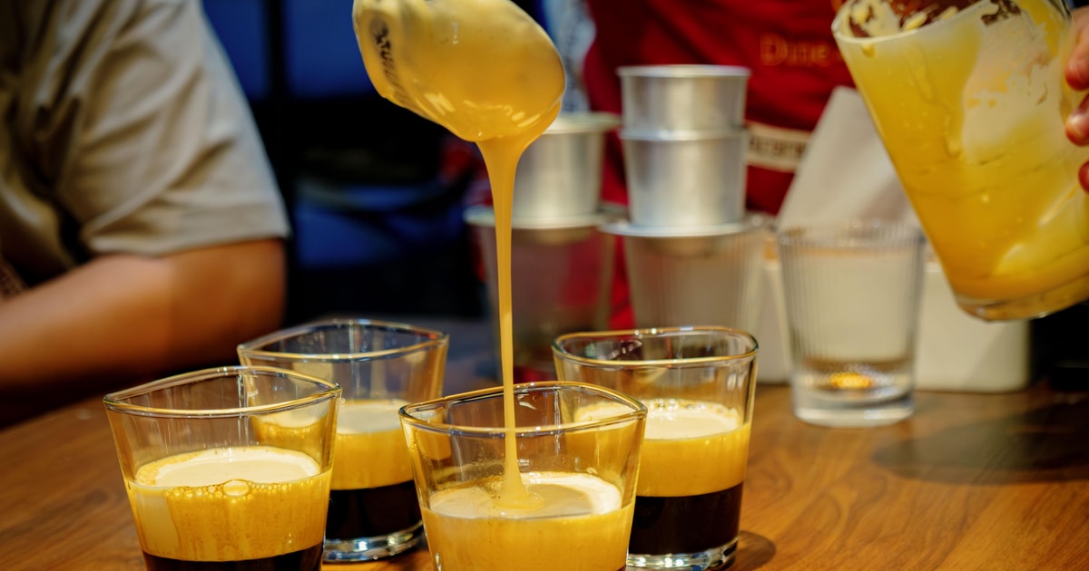 Taller de café con huevo/sal y cata de vino local (1 hora) | GetYourGuide