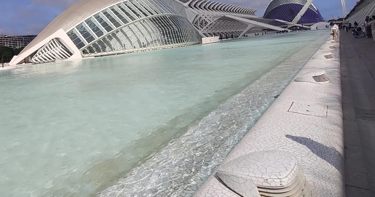 Valencia: Tour guiado en bici por el Parque del Turia | GetYourGuide