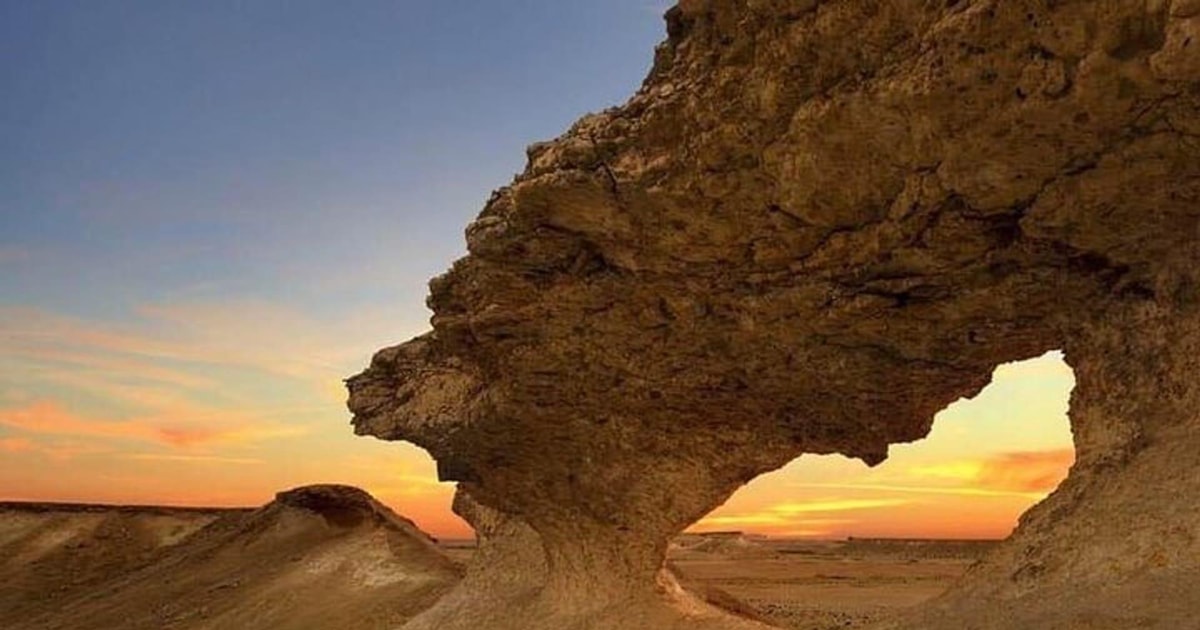 West Qatar: Guided Tour with Mushroom Rock and Richard Serra | GetYourGuide