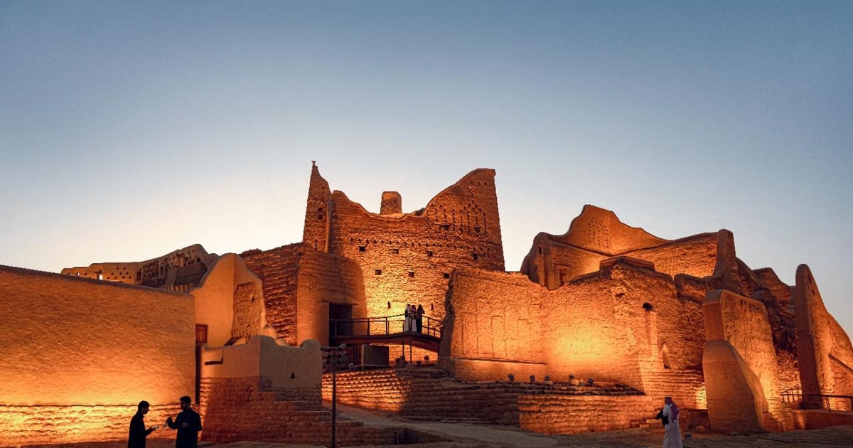 Tour por Diriyah con cena | GetYourGuide