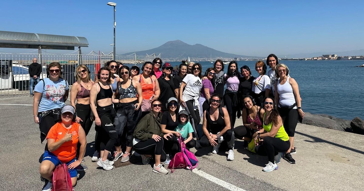 Naples: Fitness walk at sunset, sea and Vesuvius | GetYourGuide