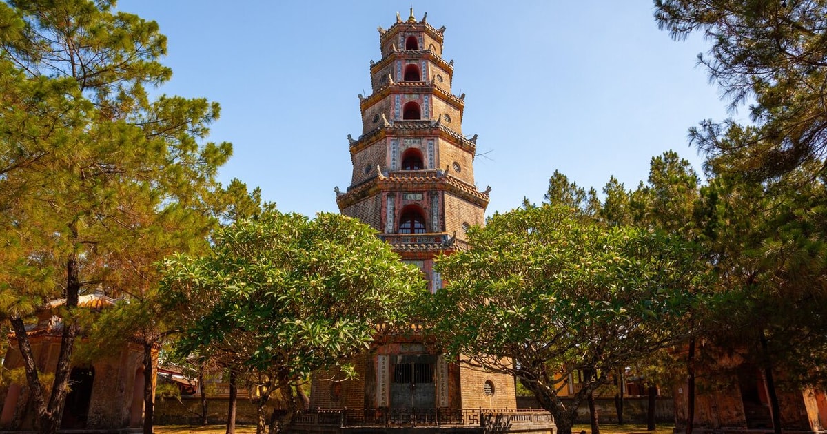 Hue: An Hien Garden - Thien Mu Pagoda - Thuy Bieu Village | GetYourGuide