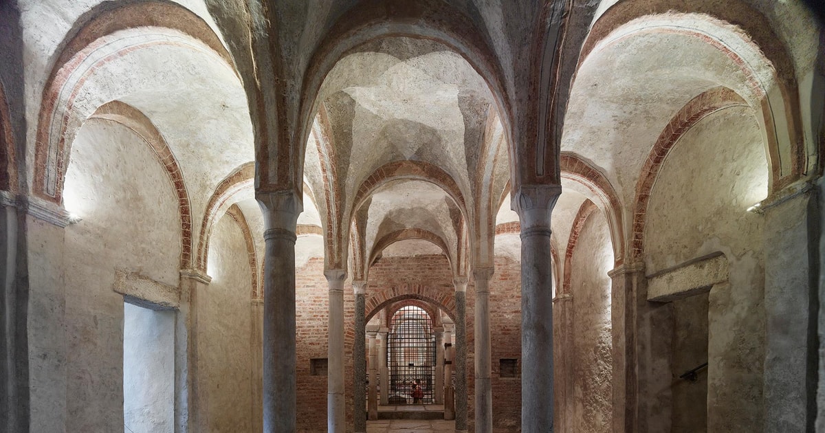 Crypt: Gregorian chants and guided tour in Italian | GetYourGuide