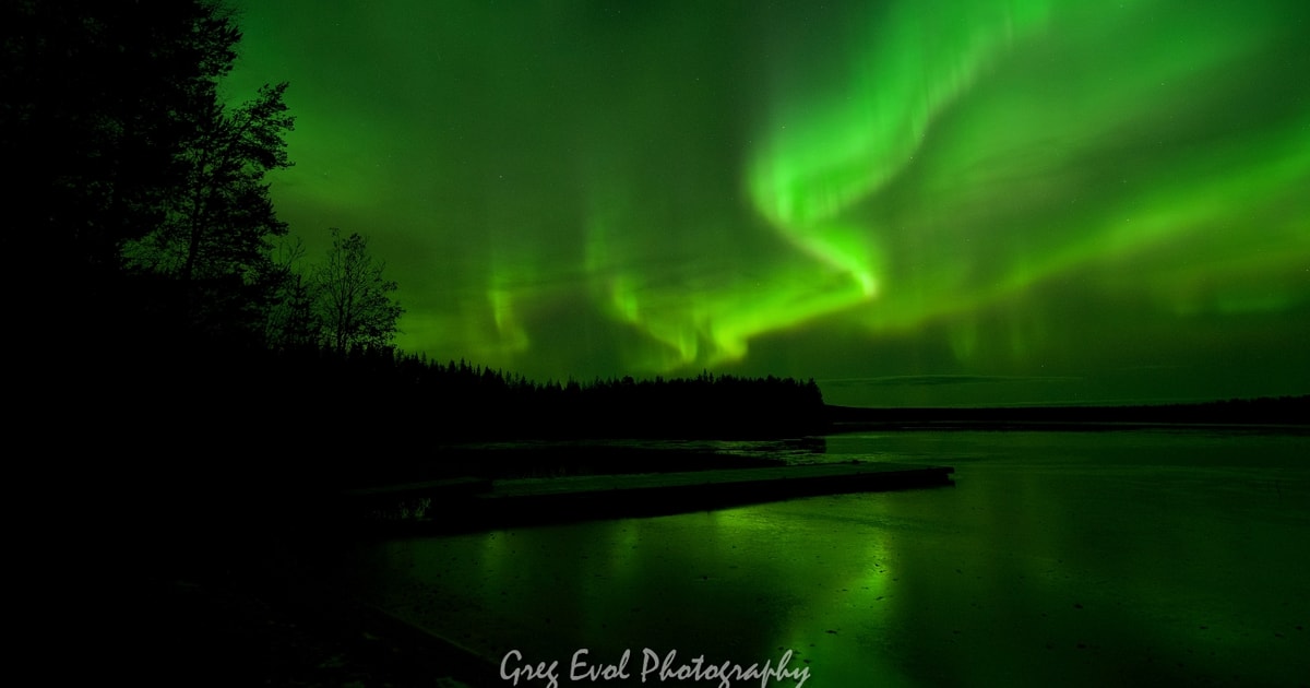 Rovaniemi: Northern Lights Hunting in Lappish old cottage | GetYourGuide