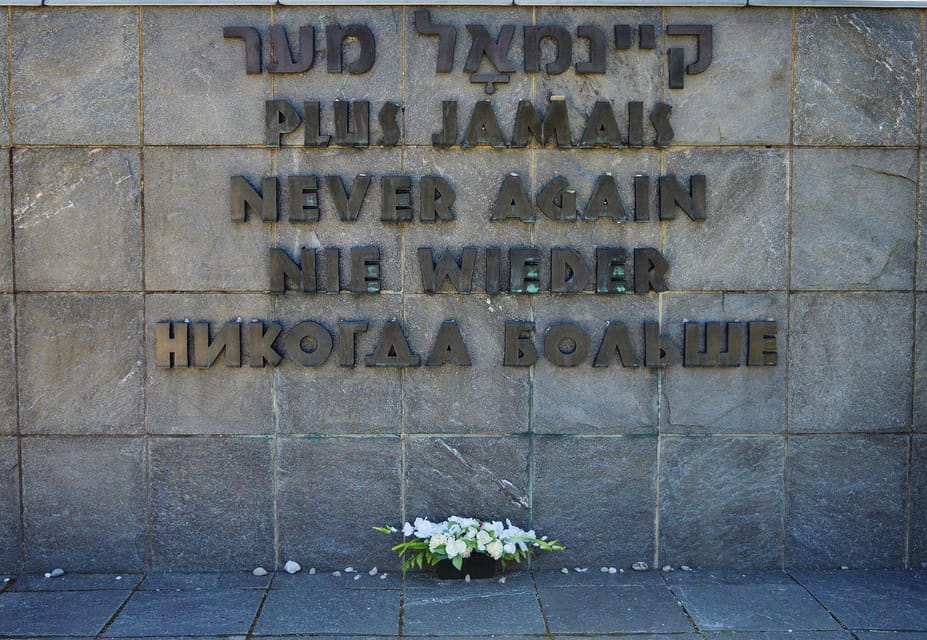 Tour público del Memorial de Dachau | GetYourGuide