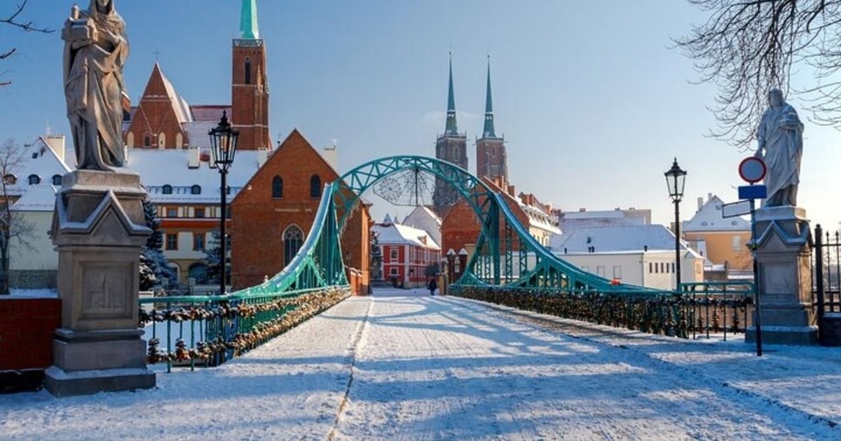 Wroclaw: excursão a pé personalizada com um guia local | GetYourGuide