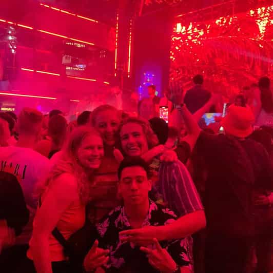 Madrid Pubcrawl | Erasmus |1 pax 15€| 3-4 pax 12€|+4-10€ | | GetYourGuide