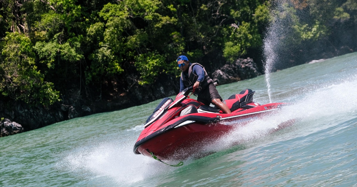 Jet Ski Fun Ride 30 Minuten | GetYourGuide