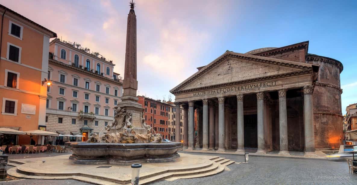 Roms ikonische Sehenswürdigkeiten: 3-stündige private Tour im schwarzen ...