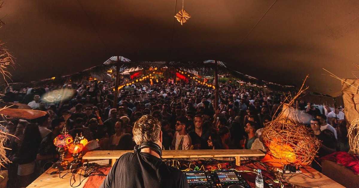 Mendoza: Las Palapas Sunset Party with Transfer | GetYourGuide