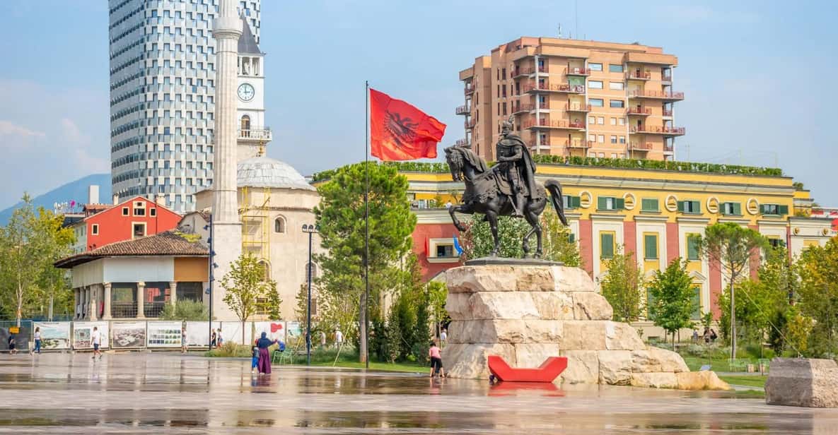 Tirana Centrum, Dajti Berg en Bunkart 1 | GetYourGuide
