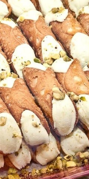 NYC: Mafia Experience and Local Food with NYPD Guide | GetYourGuide