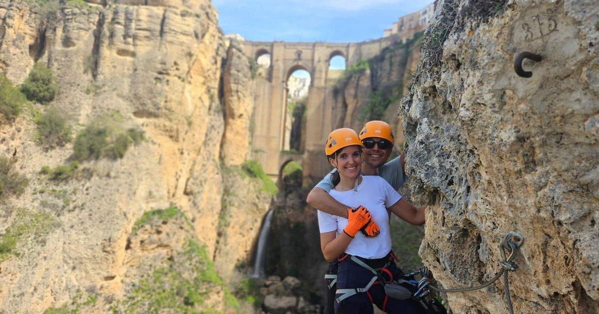 Ronda: Tour di arrampicata guidata sul Tajo de Ronda Via Ferrata ...
