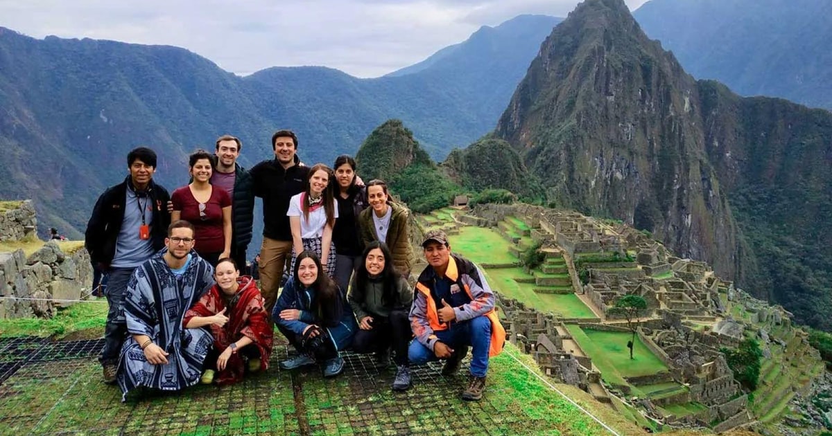 Machu Picchu: Local Guide in Machu Picchu Private and Group | GetYourGuide