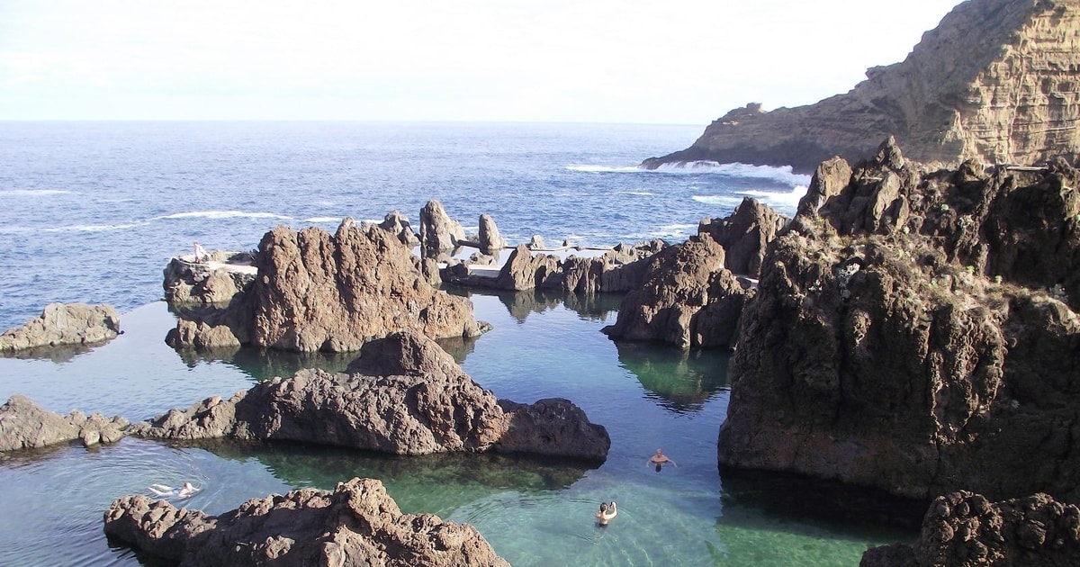 Madeira: Porto Moniz: 4*4-es autóval: Időtartam 7.5h | GetYourGuide