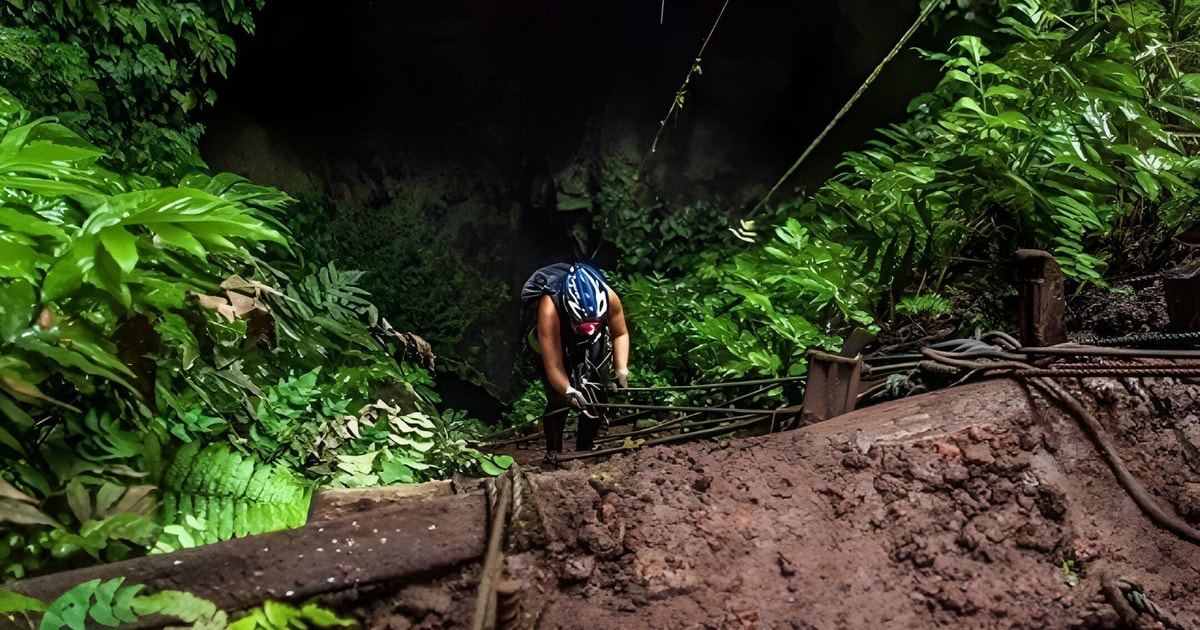 Halve dag Rappeltocht bij de vulkaan Trillizos - Isabela Eiland ...
